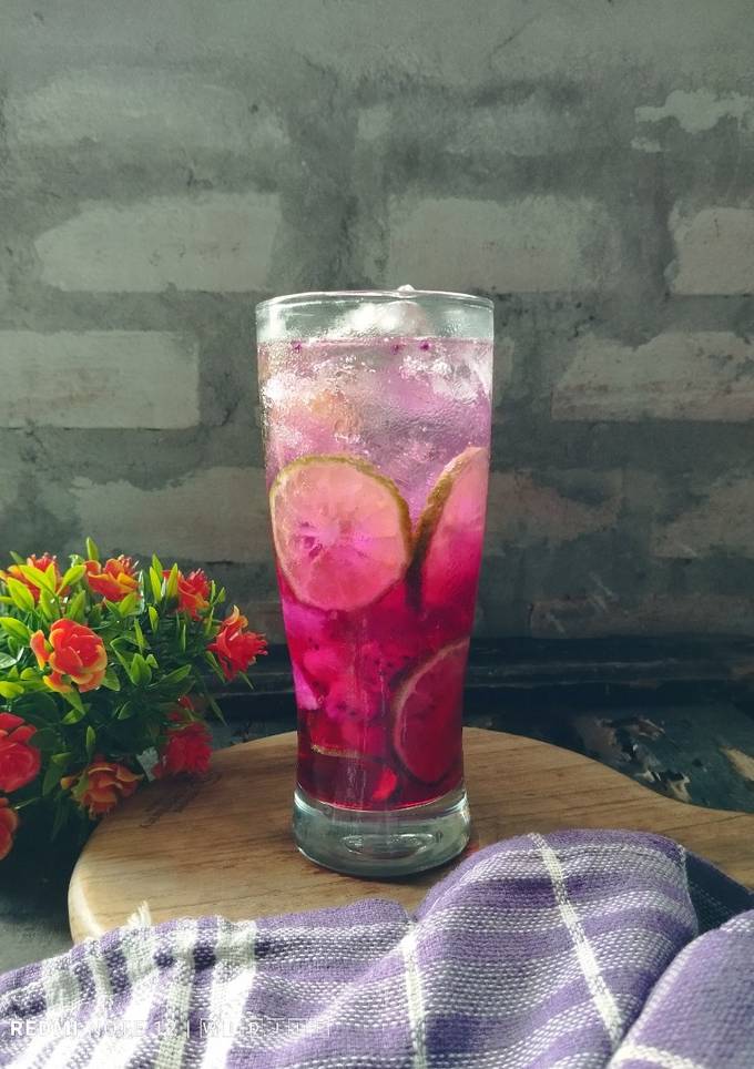 Resep Es Sprite Buah Naga Sirup Rose oleh Widjie Astuti - Cookpad