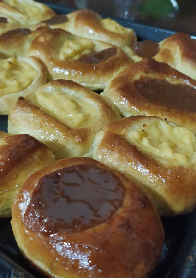 Facturas.. 🥐🧉 Receta de Paula Zambelli- Cookpad