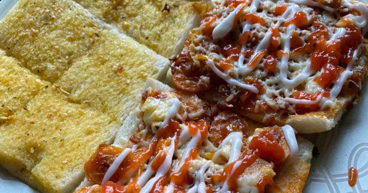 Resep Pizza roti + garlic bread ala pizza hut 😉 oleh Riyana Noor ...