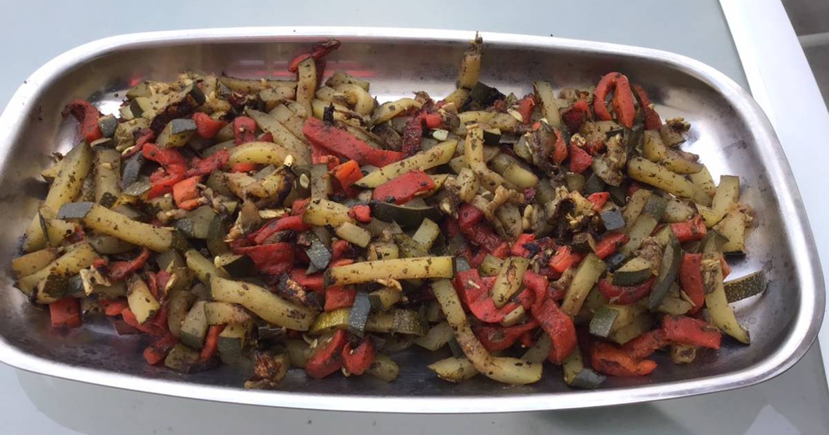 Courgette et poivrons rouges aux épices masala de Mila Skull - Cookpad