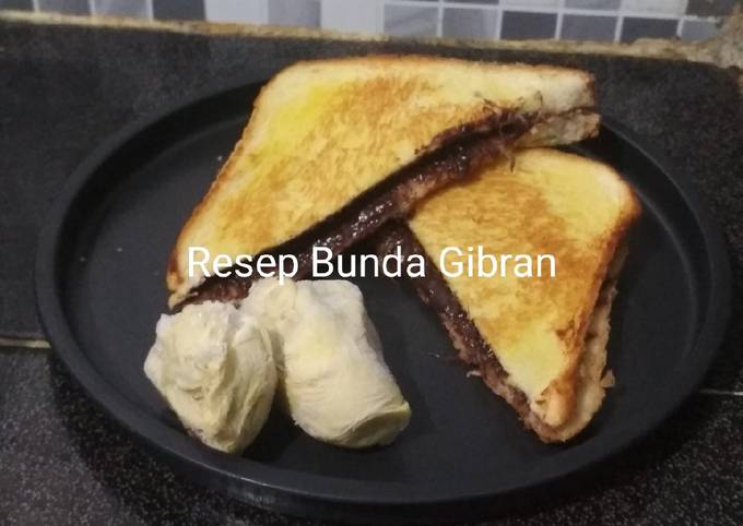 Resep Roti Bakar Coklat Durian Lumer Oleh Pawon Bunda Gibran Cookpad