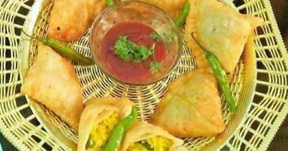 Poha samosa Recipe by Palak Manghwani - Cookpad