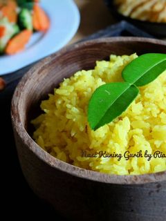 Resep Nasi Kuning Wangi Dan Gurih Ala Rieska oleh Mrs Rieska - Cookpad