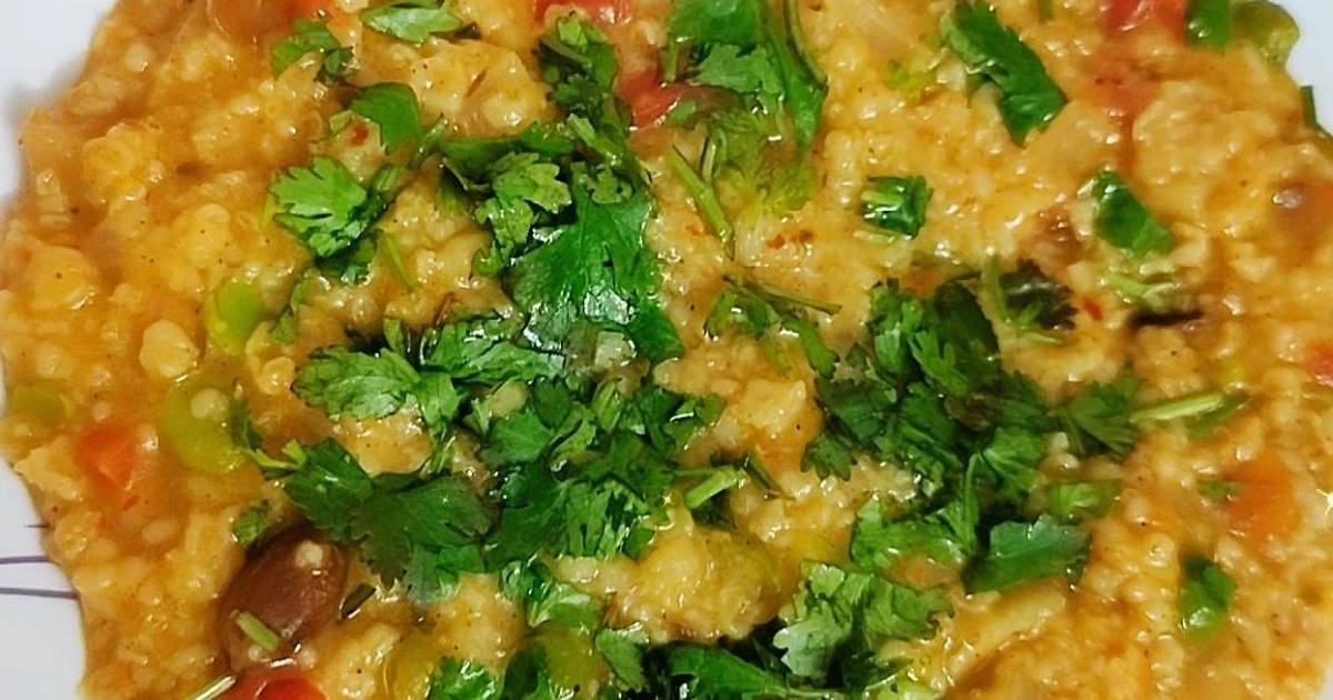 Masala daliya 😊 Recipe by Anjali Pakhre - Cookpad