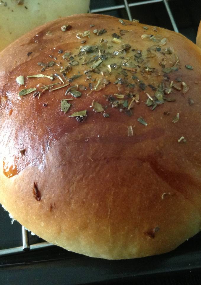 Spicy tuna stuffed homemade buns Recipe by Ninitha Koya - Cookpad