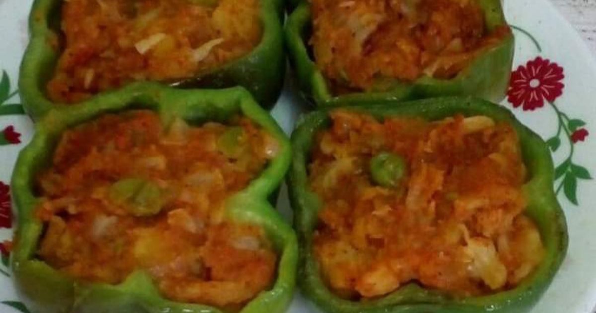 Stuffed Simla Mirchi With Pav Bhaji Recipe by Maya's Recipe's - Cookpad