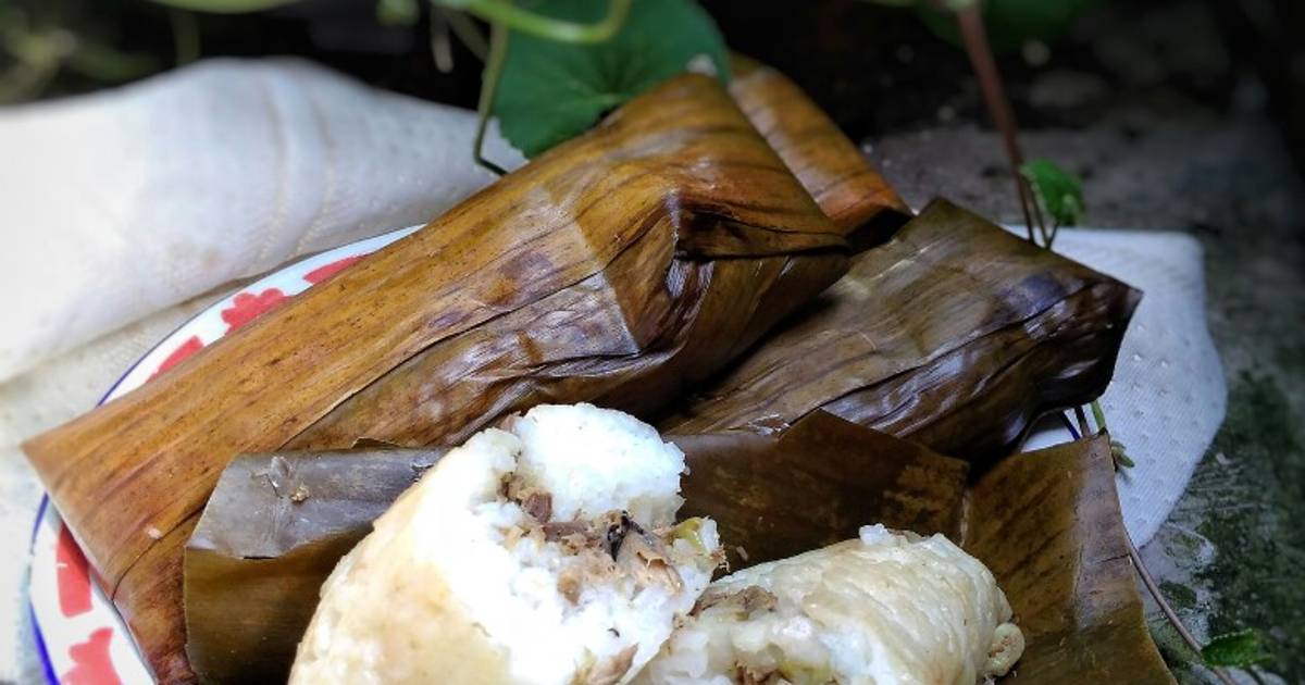 Resep Buras isi suwir pindang dan labu siam oleh Hadleny Kitchen - Cookpad