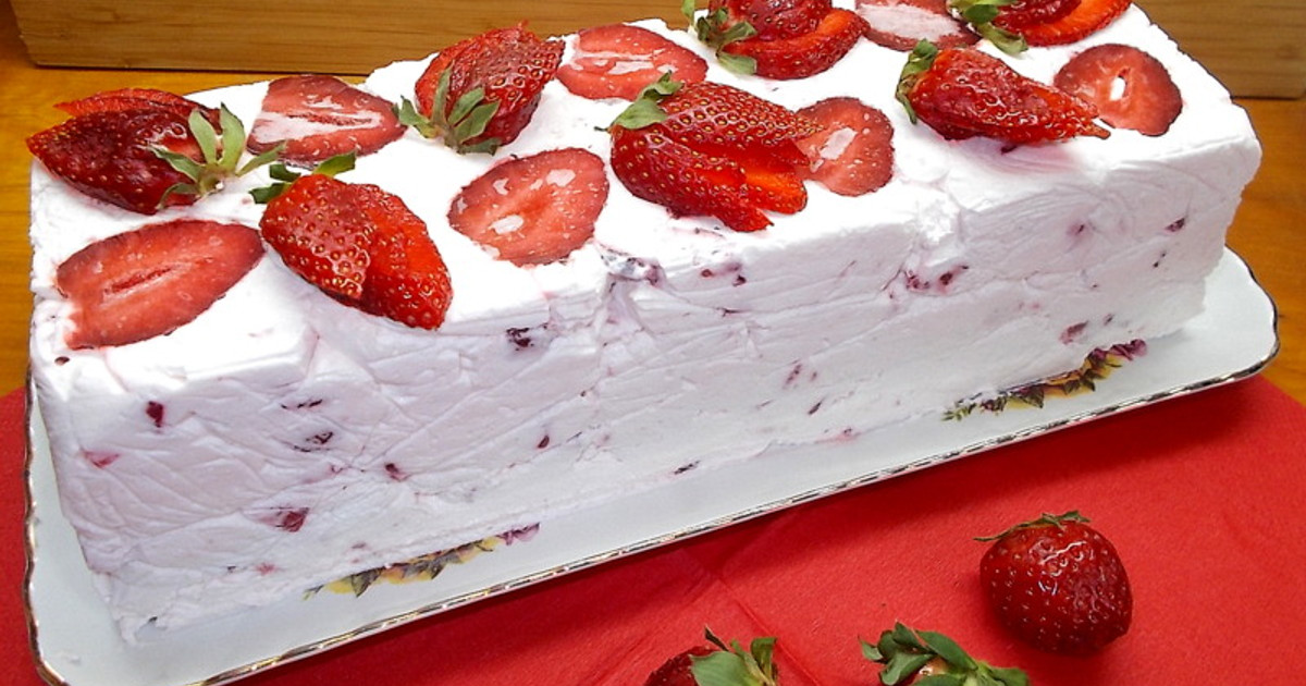 Eper Parfé | Fehér Katica receptje - Cookpad receptek