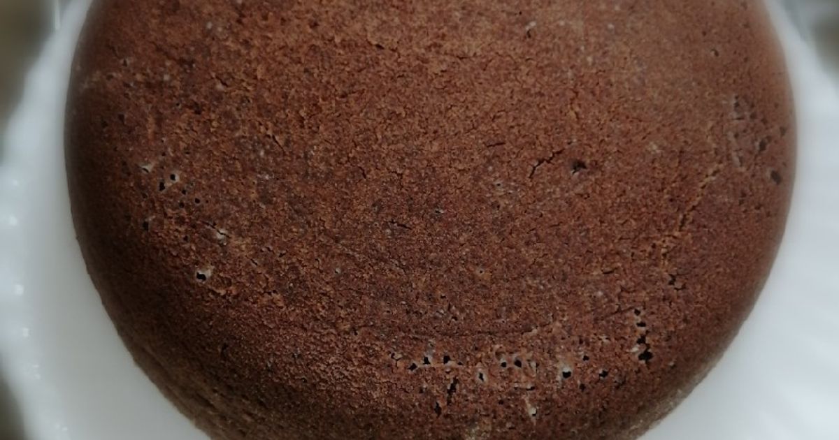 Moist Chocolate Cake Recipe by Azenga - Cookpad