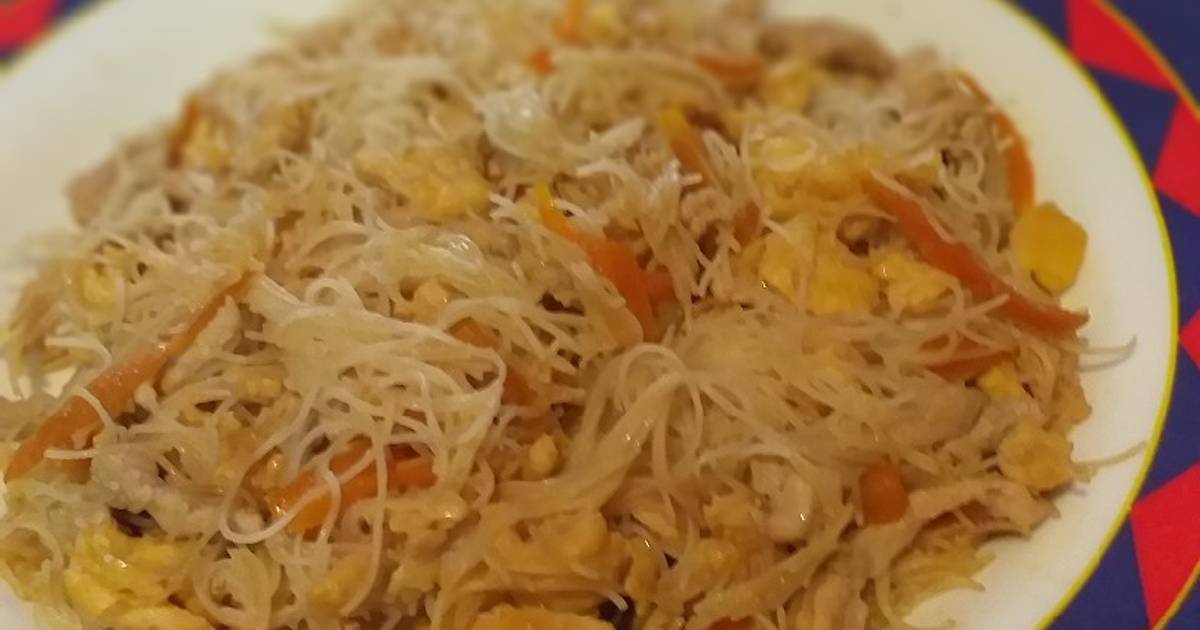 Fideos de arroz chino Receta de Fany Martinez💎- Cookpad