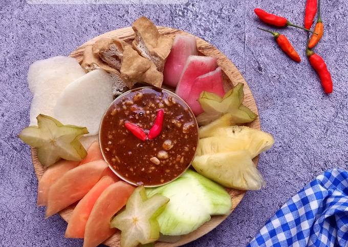 Resep Rujak Manis oleh Mrs.Tans |IG : @tans.erni - Cookpad