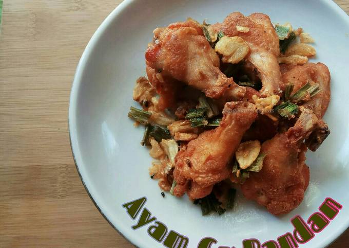 Resep Ayam Goreng Pandan (Simple) oleh pawonbune_aas - Cookpad
