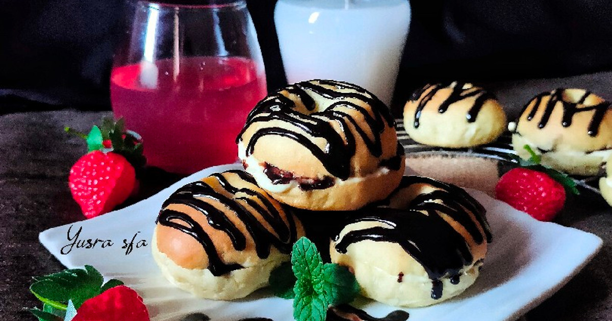 Resep Donat Panggang Lapis Cream Cheese Coklat oleh Yusra Sfa - Cookpad