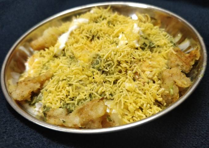 Dahi papdi chat Recipe by Nikita Singhal - Cookpad