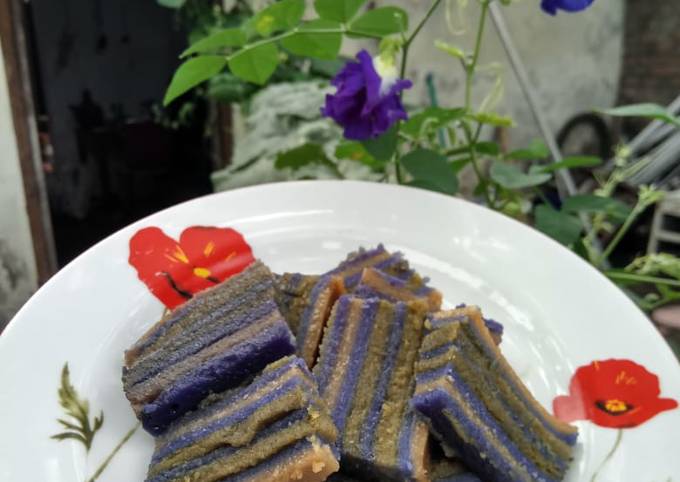 Resep Kue Lapis Biru Bunga Telang oleh Martani Maguantara - Cookpad