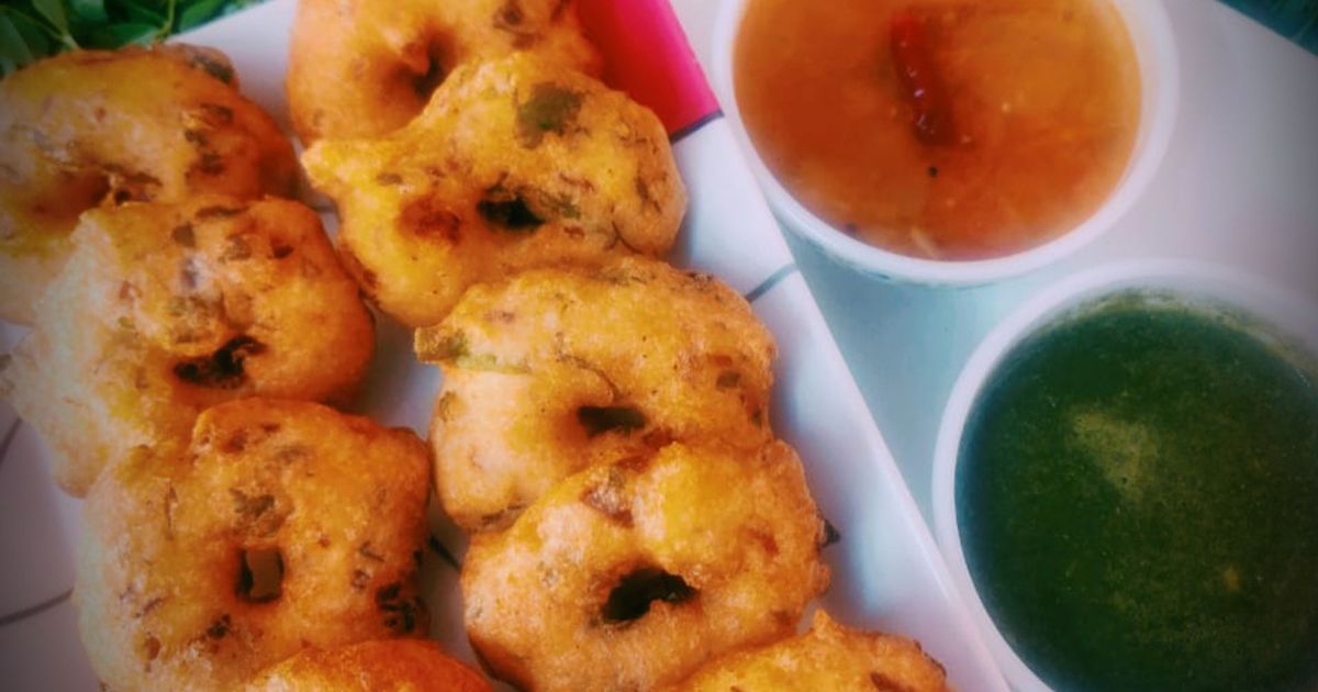 उड़द दाल बड़ा /मेदू बड़ा (Urad Dal Bada/ Medu Bada Recipe In Hindi ...