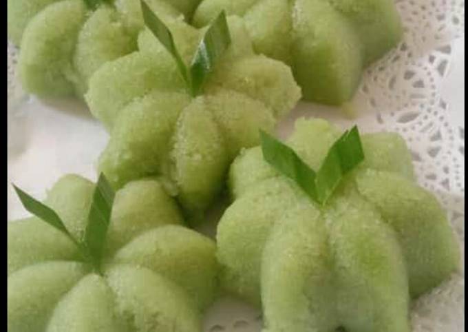 Resep Apam susu pandan oleh Mama zulfah - Cookpad