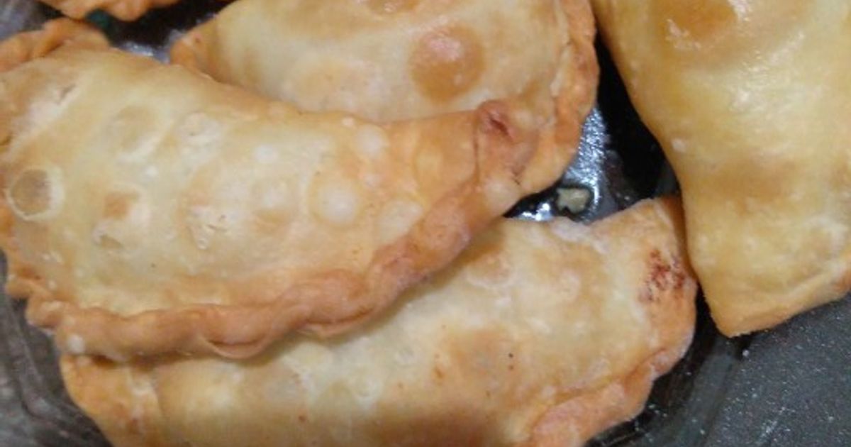 Resep Pastel Renyah Rogut Ayam oleh Vita Safitri - Cookpad