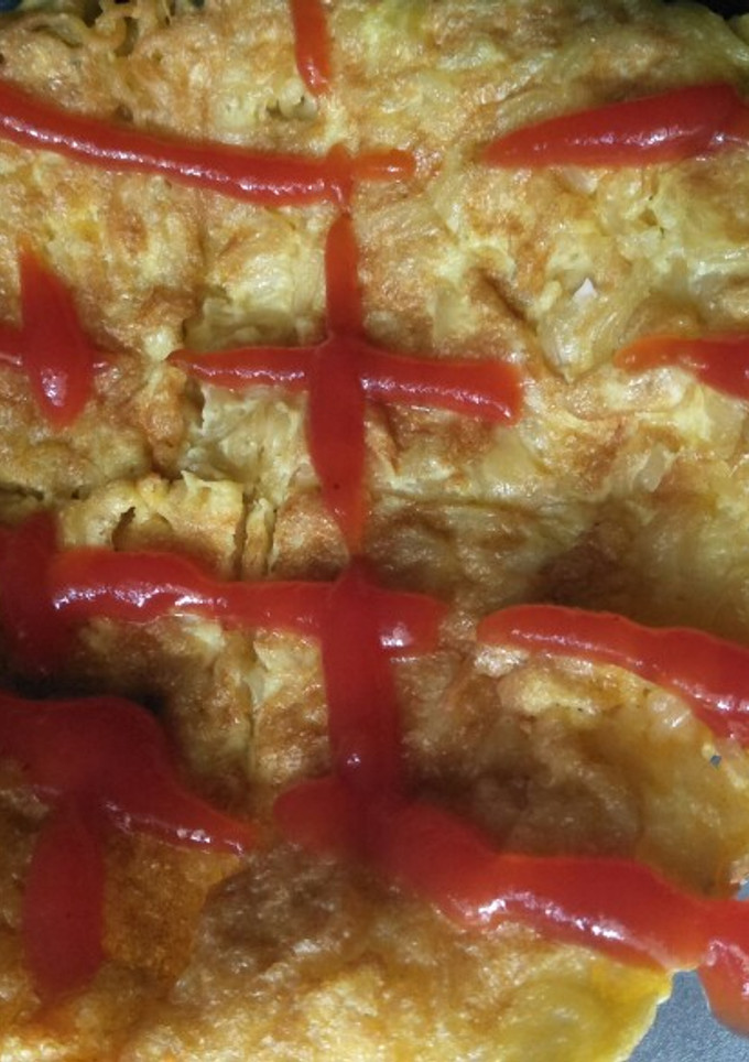 Resep Omelet Mie 2 Bahan oleh Reni Marliani - Cookpad