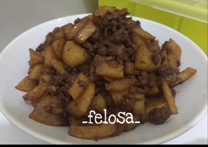 Resep Kentang Daging Kecap oleh DAPURFELOSA - Cookpad