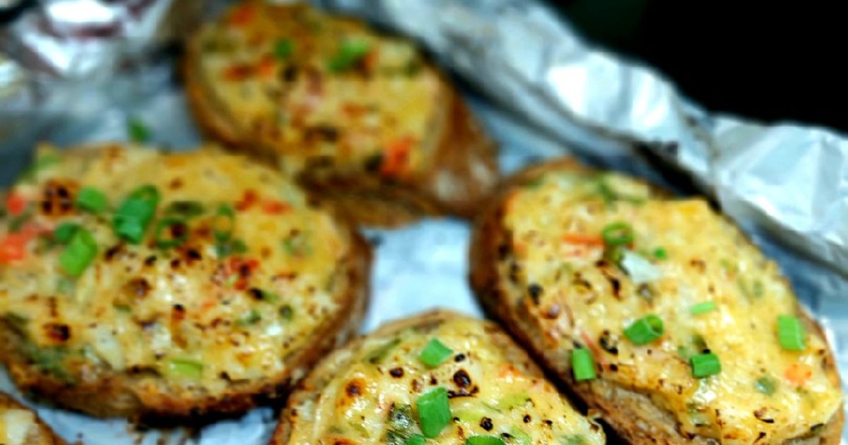 Resep Spicy Kani Toast (249) oleh Susi Darmawan/IG @d_sus14 - Cookpad