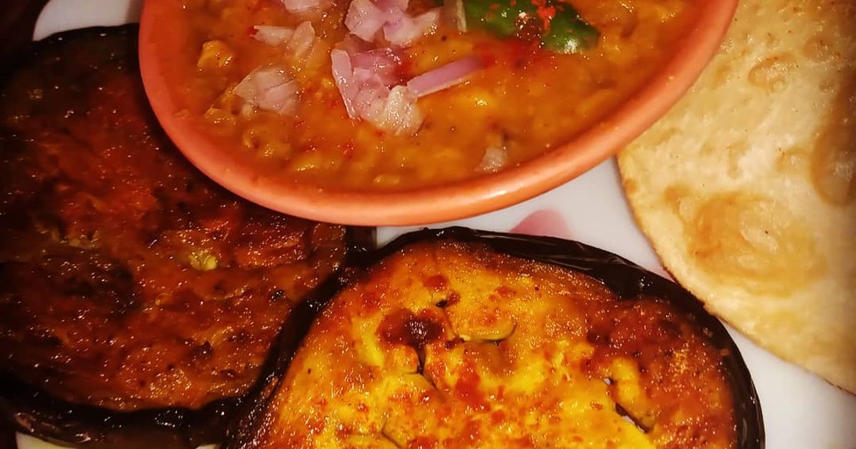 Begun Bhaja Bengali Begun Side Recipe Recipe by Kirti Sharma Chatterjee ...