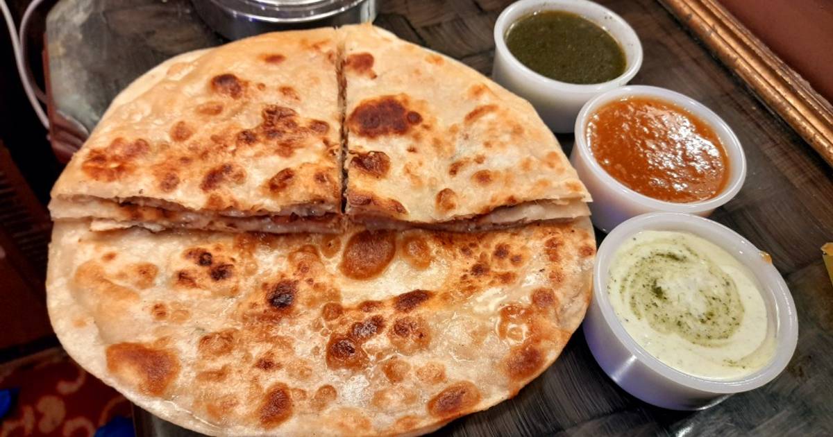 🐔🐔Chicken cheese paratha🐔🐔 Recipe by Zainab Khan - Cookpad