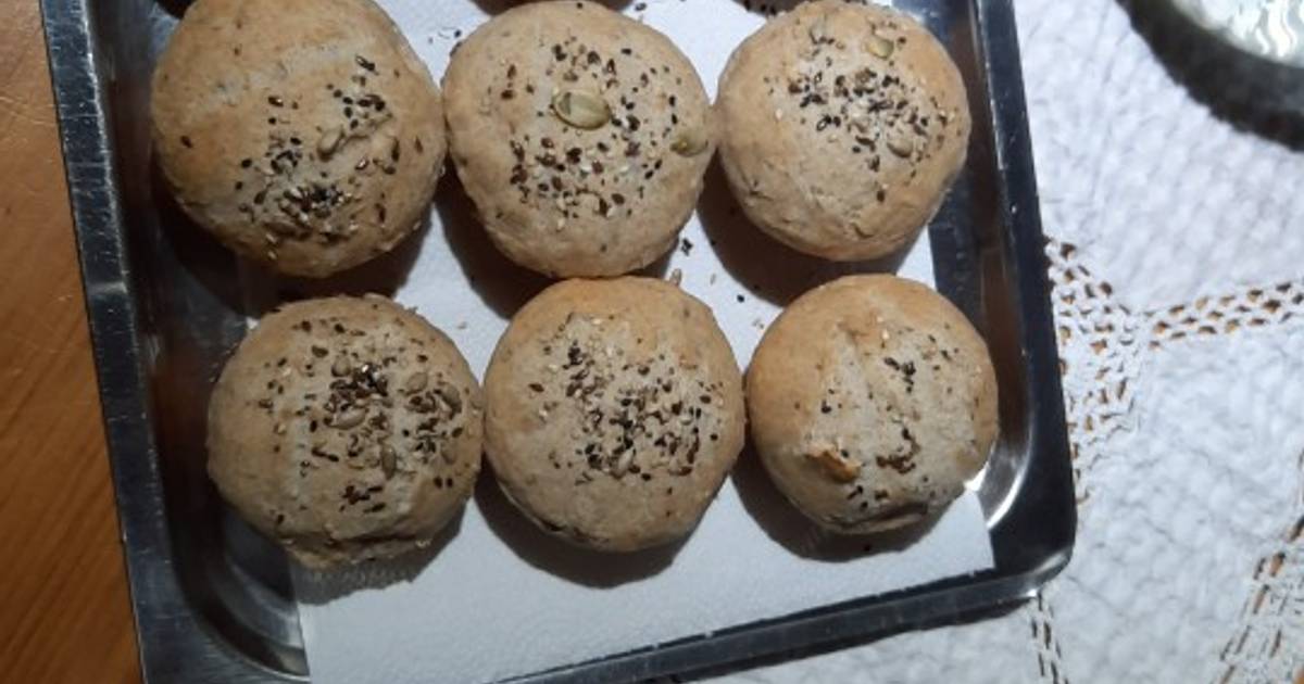 Pancitos integrales con yogur Receta de Susana Muzio - Cookpad