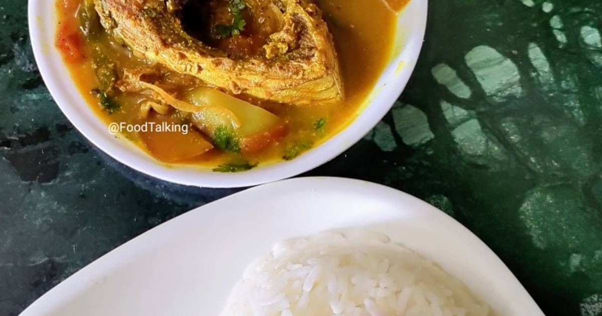 Ilish Mach Besara/Hilsa Fish Cooked In Mustard Paste Recipe by Dr ...