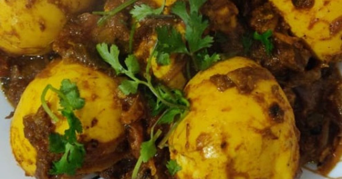 Mutta Roast (Kerala Egg Roast) Recipe By Tripti Gautam