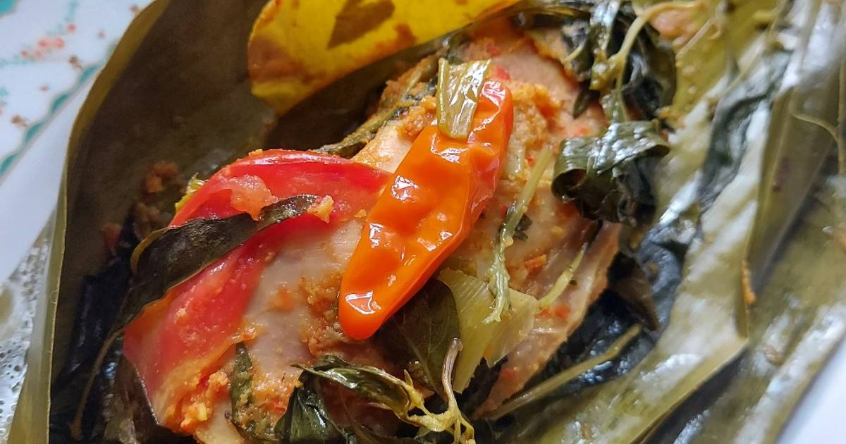 Resep 125. Pepes Ayam Kemangi Sedap oleh Noona Hilda ️ - Cookpad