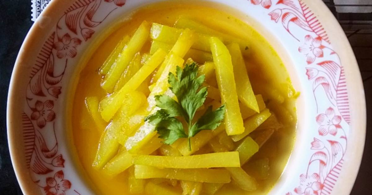 Resep Sayur Labu Siam Kuah Kuning Simple oleh Alya Nurfitri🍳 - Cookpad