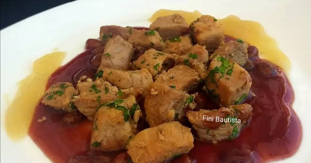 Magra de cerdo con salsa Oporto Receta de Fini Bautista Angulo- Cookpad