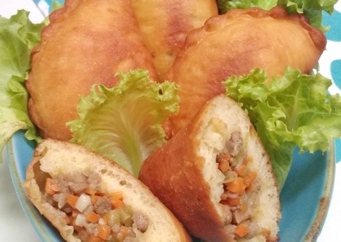 Resep Roti Isi Daging Sapi oleh Ary Azies - Cookpad