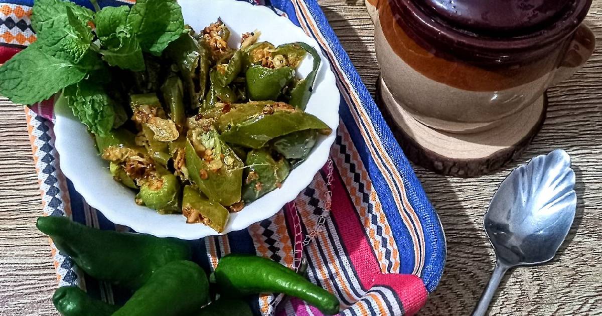 Memoni Special Chillies Recipe by asma syed - Cookpad