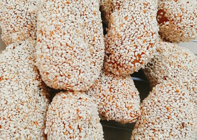 Cách Làm Món Bánh rán mè của Huyen le Tran - Cookpad