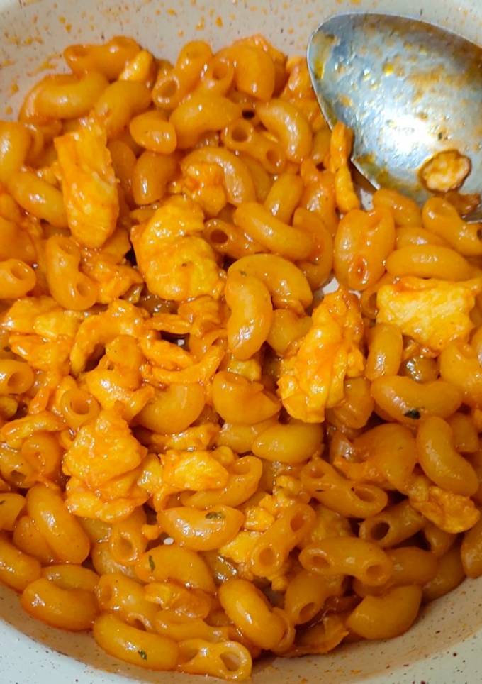 Resep Maklor (makaroni telor) ala abang-abang oleh Naumi Farisa - Cookpad