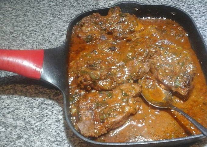 Hígado en salsa con crema Receta de Chef Zuli - Cookpad