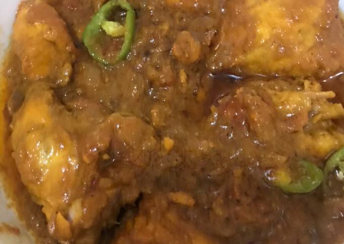 Spicy Chicken Tikka Karahi Recipe by Sana Shakeel - Cookpad