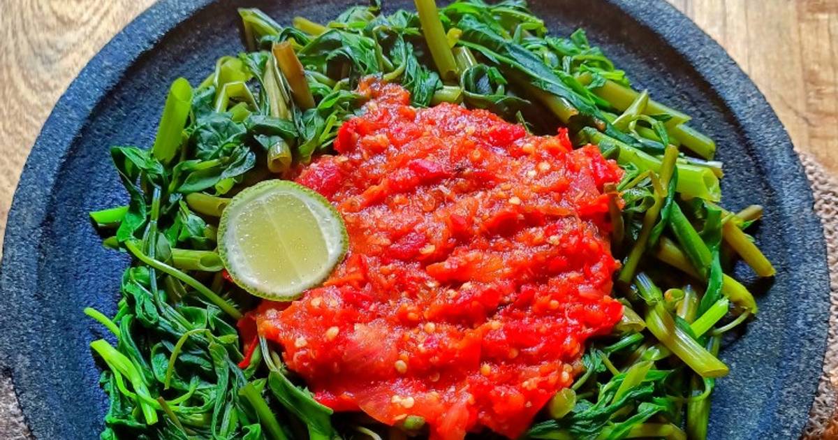 Resep Plecing Kangkung (Khas Lombok) oleh Eni Sulistyowati - Cookpad