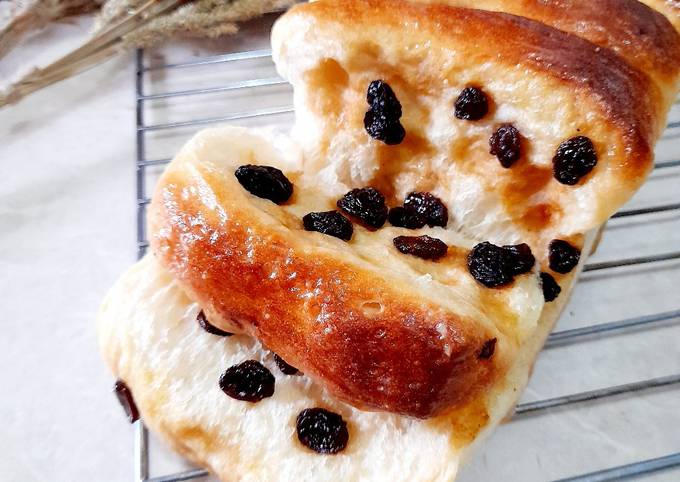 Resep Roti Tawar Kismis oleh Cicilia Yustina Salamony - Cookpad