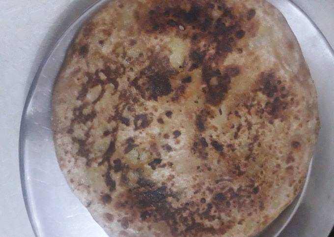 Aloo Ka Paratha Recipe by Jeetu Dhama1 - Cookpad