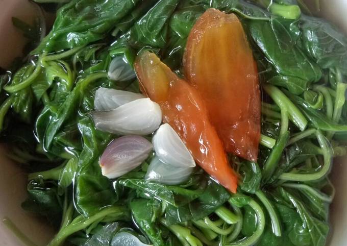 Resep Rebus Bayam oleh Risa Ayu - Cookpad
