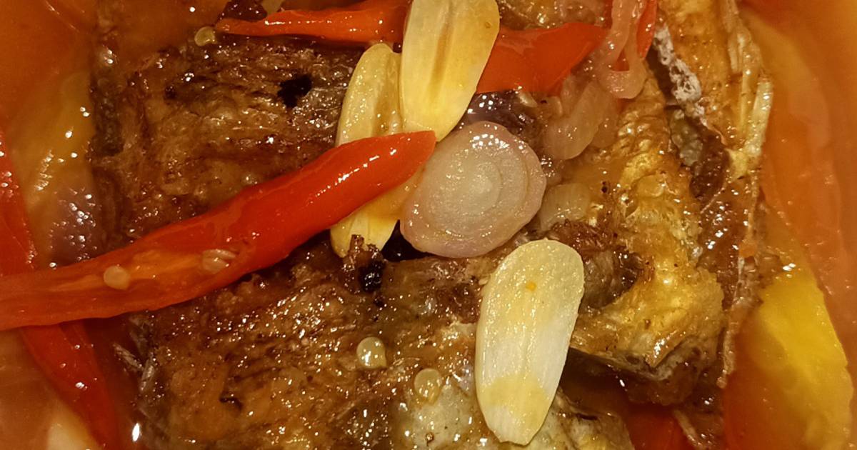 Resep Ikan Nila Asam Manis Pedas oleh dyniemirza - Cookpad