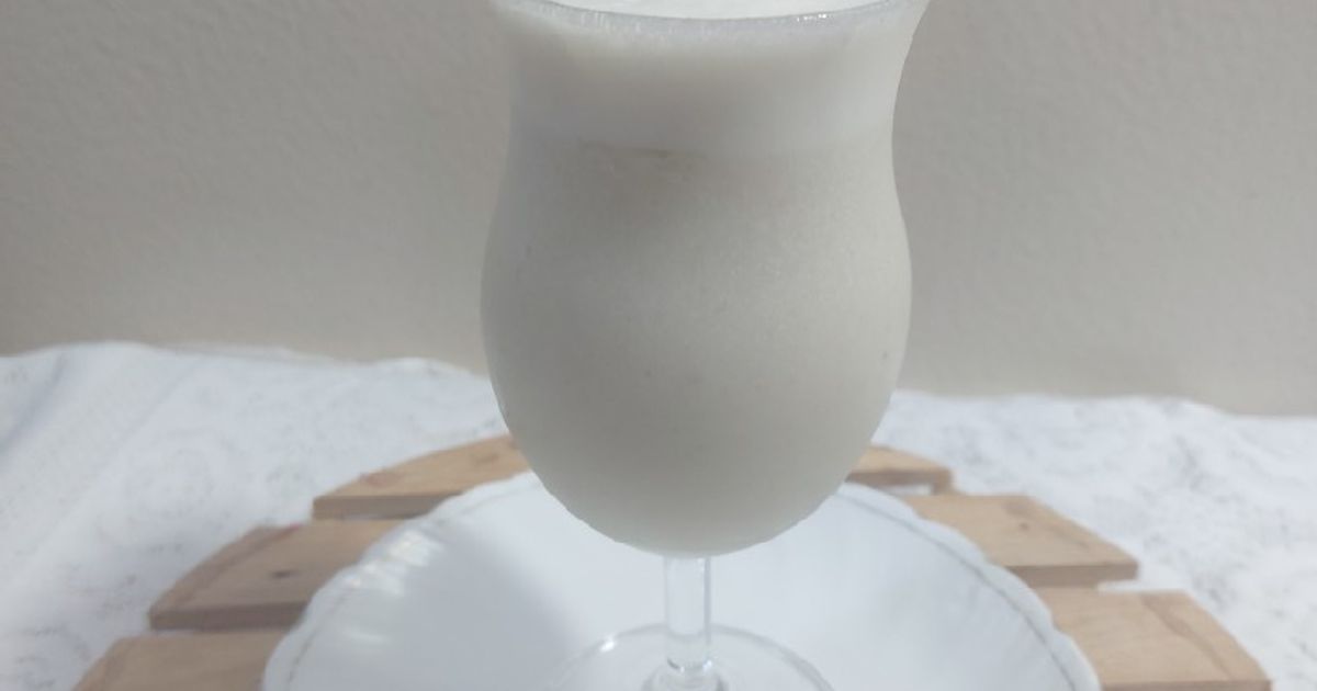 Soya Bean Milk 🥛 🍌 Almond Shake Recipe by Nargis shaikh Shaukat - Cookpad