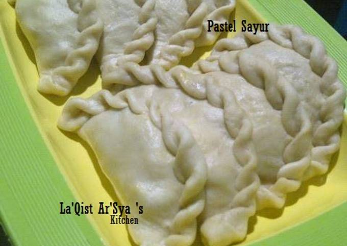 Resep Pastel Sayur oleh Tuty Suyanto - Cookpad