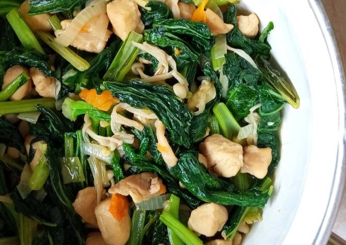 Resep Tumis caisim enoki dada ayam oleh Eunike Kartini - Cookpad