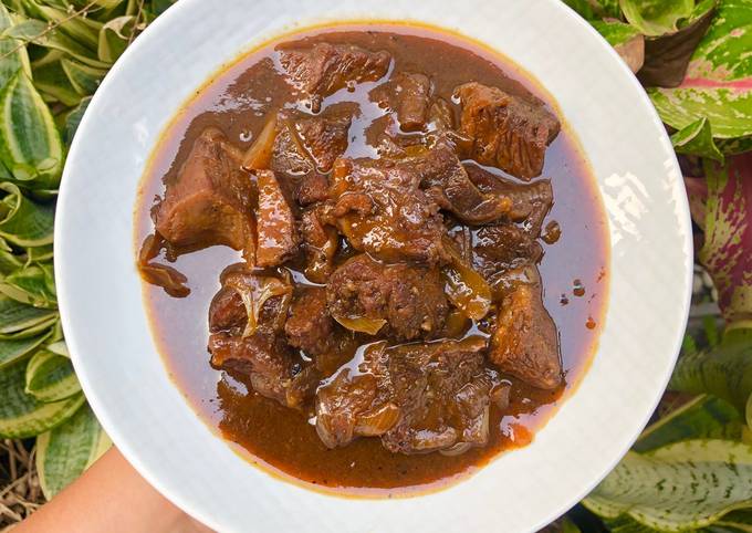 Resep 95. Semur Daging Sapi oleh Irra Octavia - Cookpad