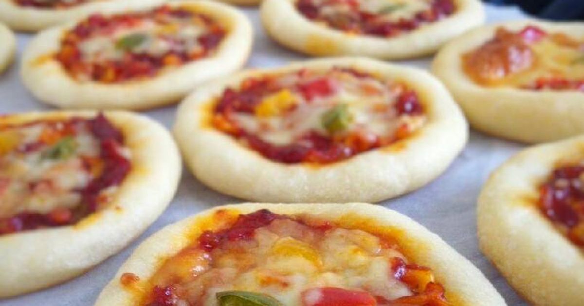 Resep pizza mini bulat rumahan enak dan mudah - Cookpad