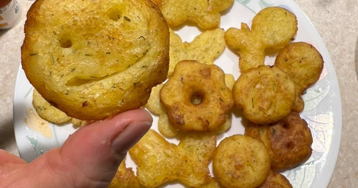 طرز تهیه پفک سیب زمینی (خندان) 🥔🍟 ساده و خوشمزه توسط *𝑆𝑎𝑖𝑛𝑎🌈🏡ساینا* - کوکپد